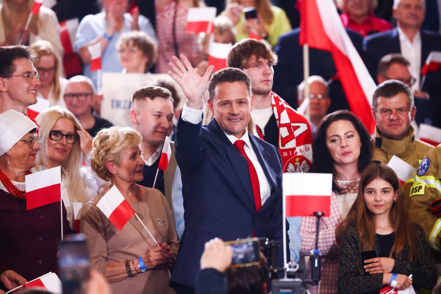 Polen: Kopf-an-Kopf-Rennen bei Präsidentenwahl | eurotopics.net