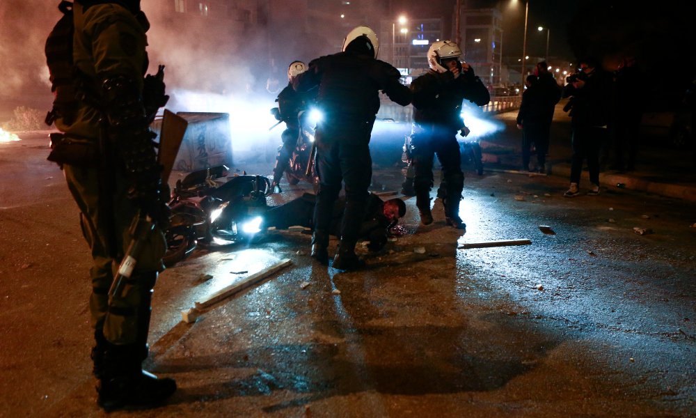 Greece in a spiral of violence? | eurotopics.net