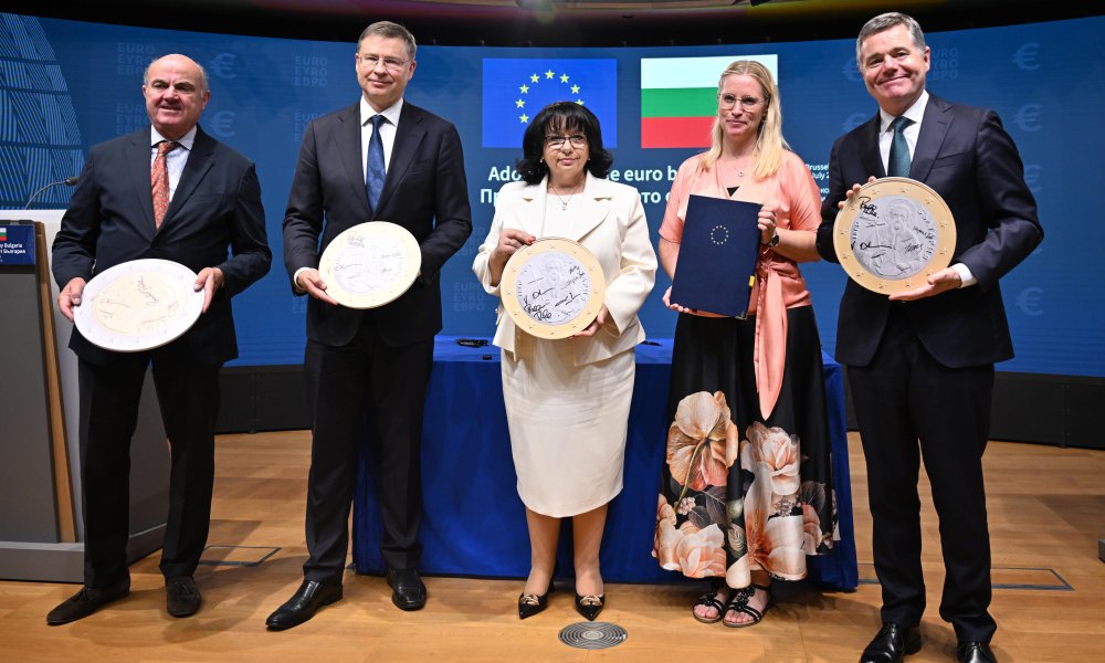 Bokep asia trbaru nothing special but definitely fills an