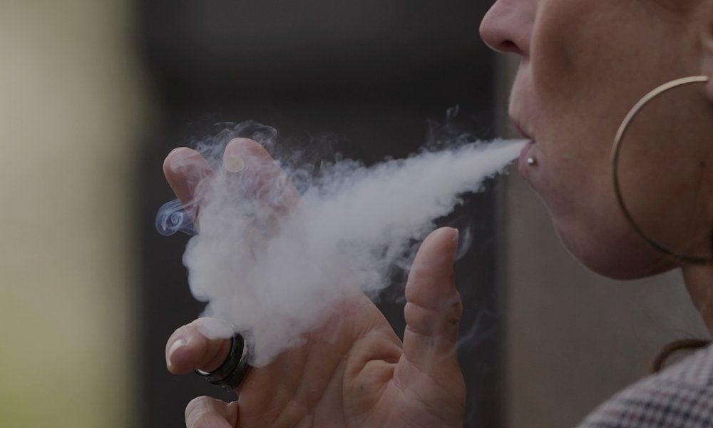 UK wants to ban younger generations from smoking | eurotopics.net